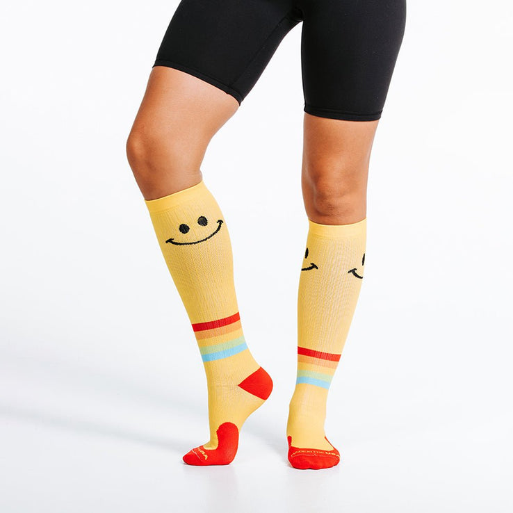 Marathon Knee High Running Socks - Smiley Face | PRO Compression